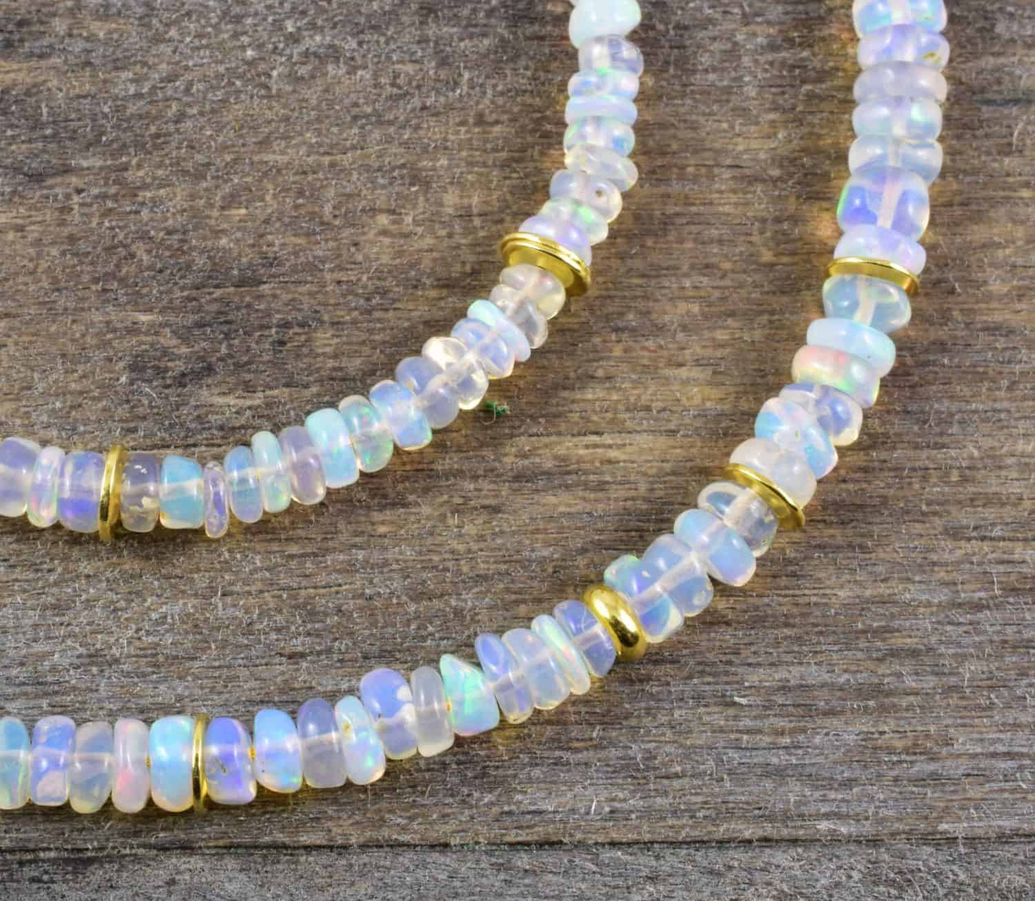 Edles Opal-Collier – Brombeergrün